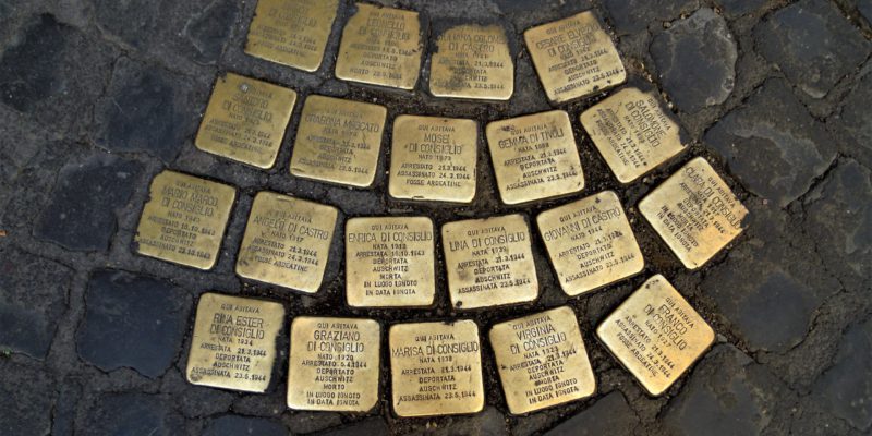 Roma 1943. La ocupación nazi y la deportación de los judíos - La ...